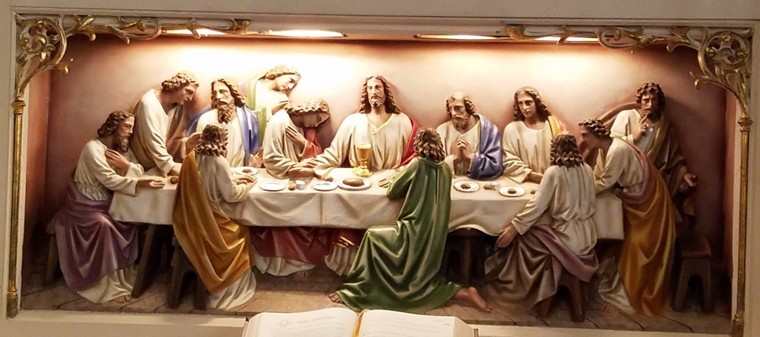 2019-06-27 10.21.22 Altar Lords Supper – Trinity Lutheran Church